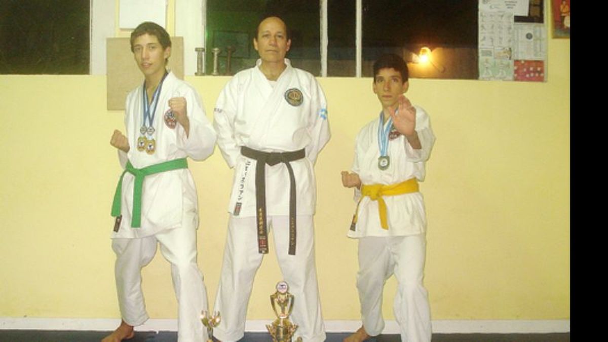 La escuela Wanshu se hizo de varios primeros puestos