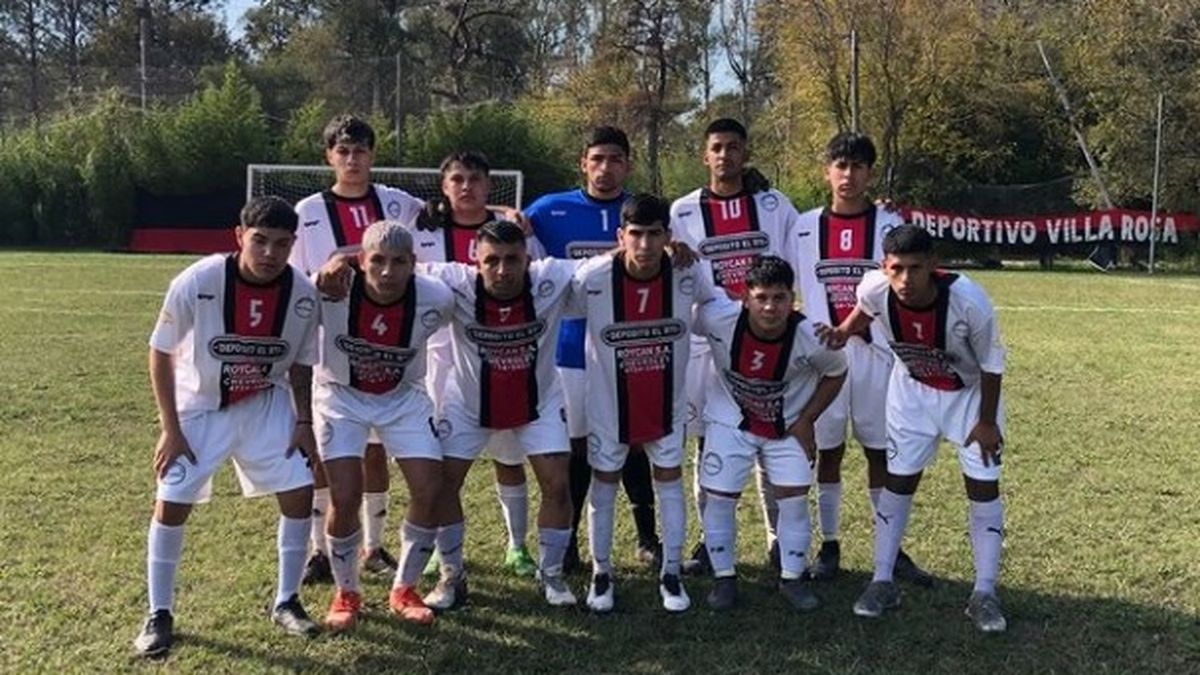 Villa Rosa casi da el golpe frente al puntero