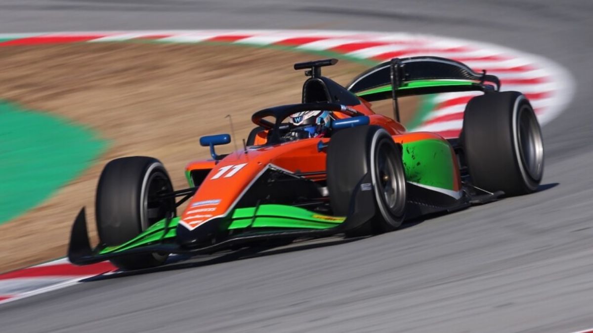 Franco Colapinto giró con el nuevo Fórmula 2 en Barcelona