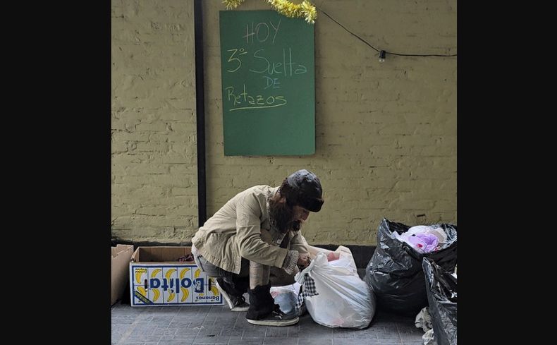 La Red de Costureras Solidarias de Pilar lanzó el Banco Textil Solidario