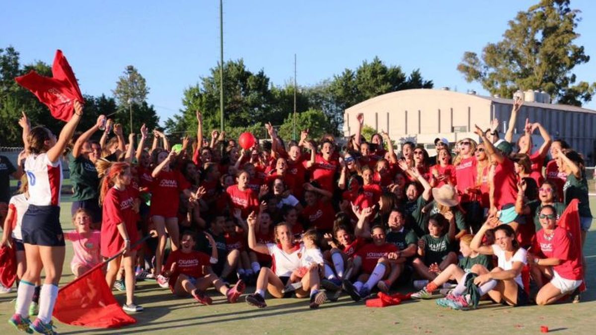 Histórico doble ascenso del hockey pilarense