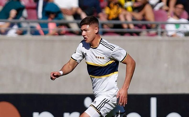 Román Rodríguez marcó un golazo para el empate de la Reserva de Boca