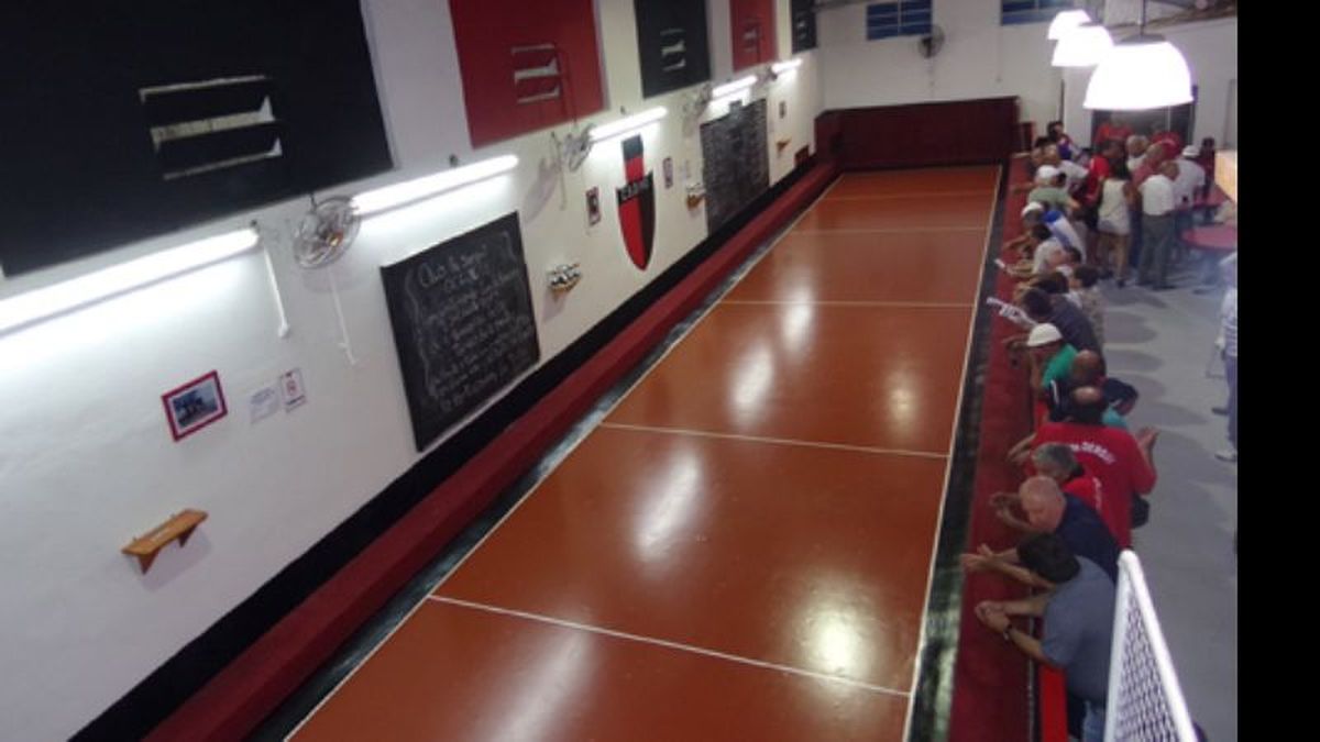 Una cancha de bochas “última generación”