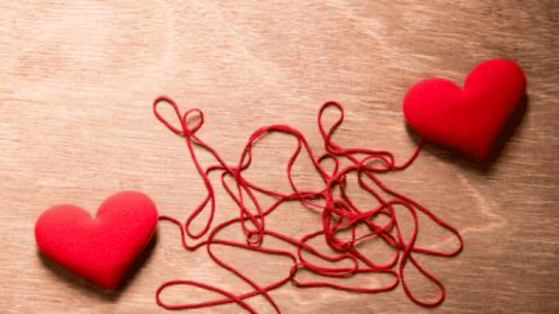 ¿Conoces la leyenda del hilo rojo? Hay un detalle que nadie te contó ...